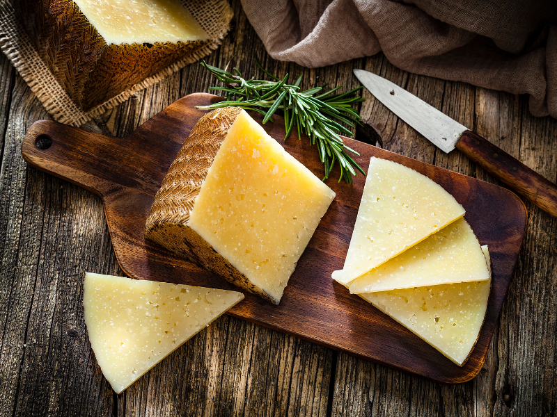 Manchego Cheese Top 5 Pairings for a delectful cheese board – Deliberico